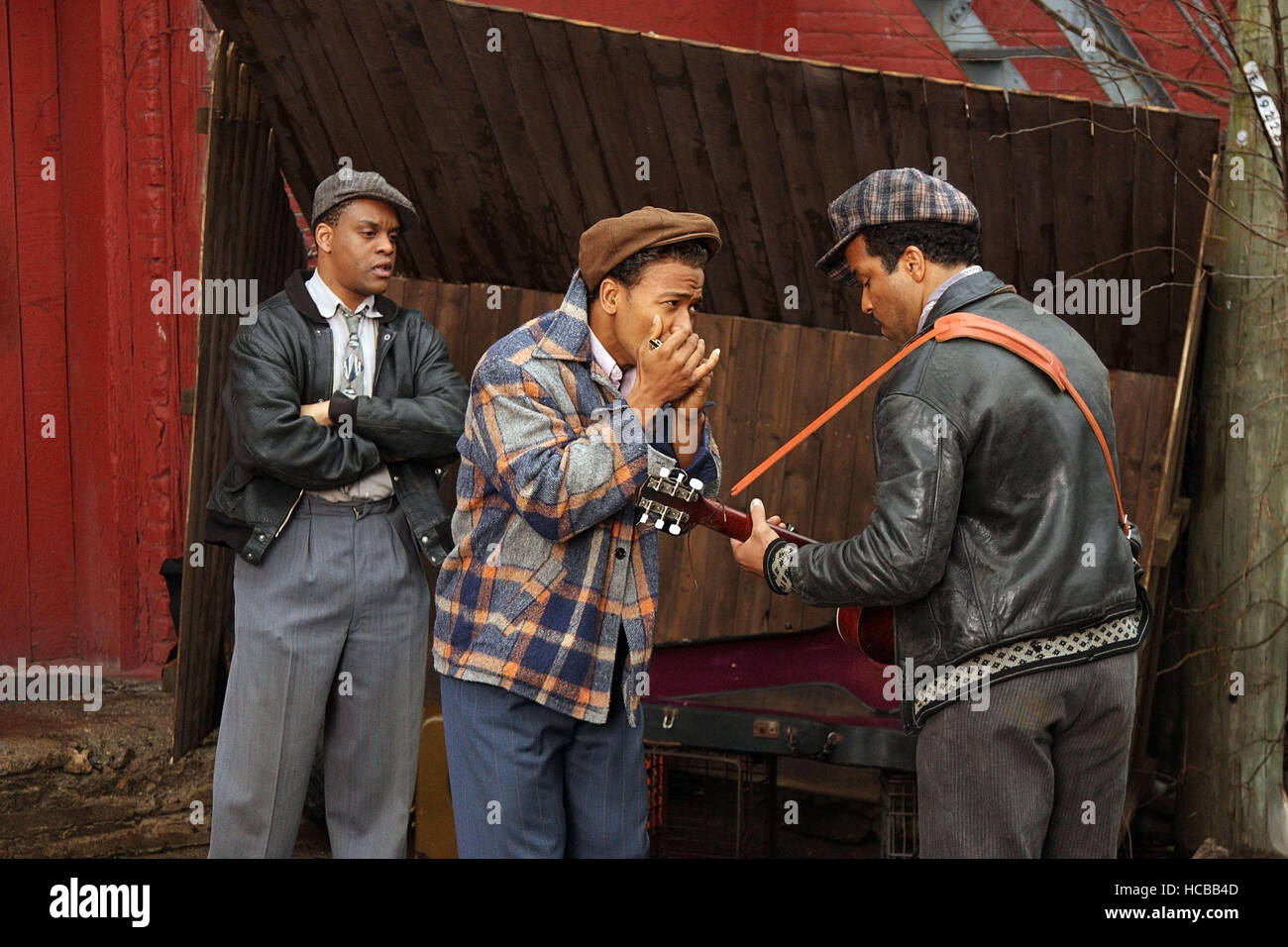 CADILLAC RECORDS, from left: Jimmy Rogers, Columbus Short as Little Walter, Jeffrey Wright as ...