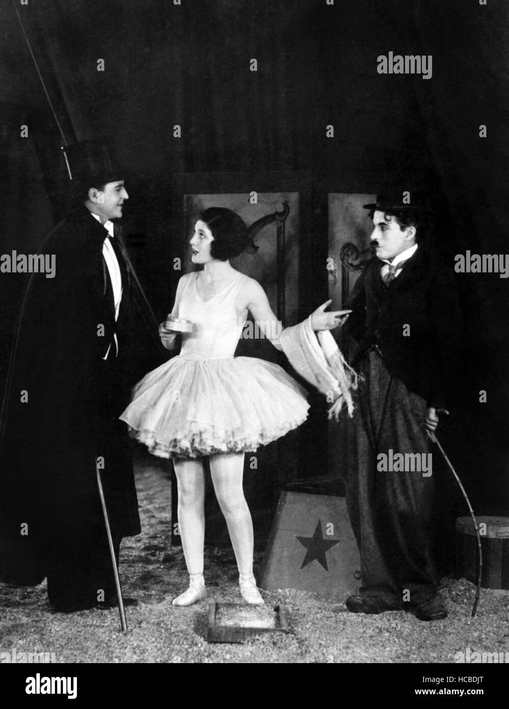 THE CIRCUS, from left: Harry Crocker, Merna Kennedy, Charlie Chaplin ...