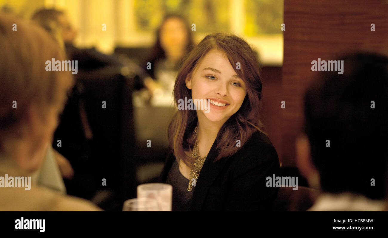 CLOUDS OF SILS MARIA, Chloe Grace Moretz, 2014. ph: Carole Bethuel/©IFC ...