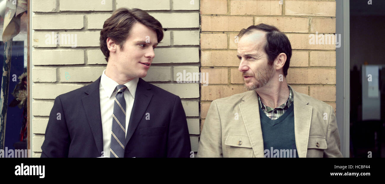 C.O.G., from left: Jonathan Groff, Denis O'Hare, 2013. ph: David King ...