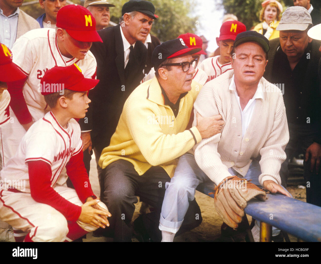 CRITIC'S CHOICE, Ricky Kelman (front left), Jim Backus (hand on ...