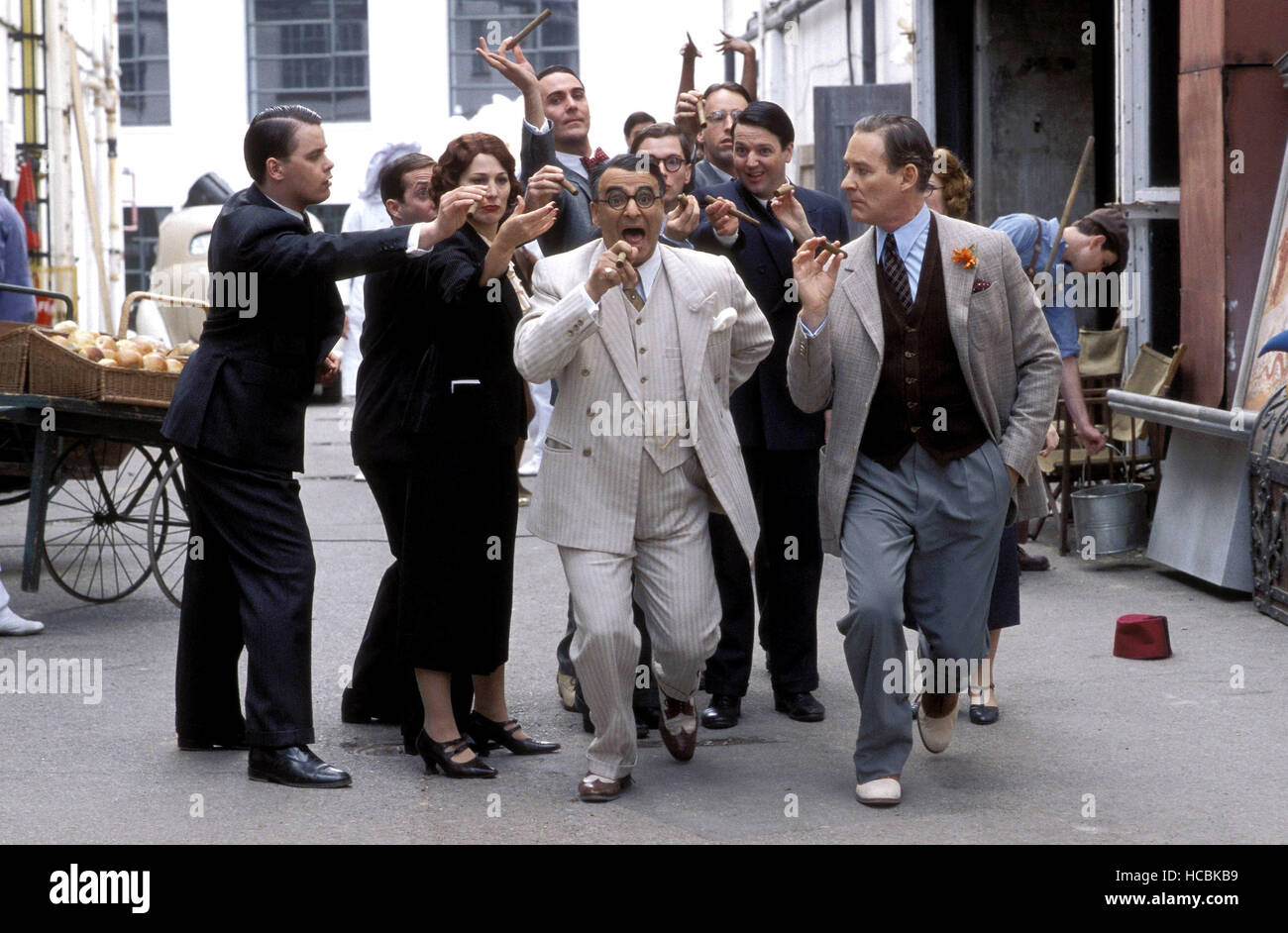 DE-LOVELY, Peter Polycarpou, Kevin Kline, 2004, (c) MGM/courtesy ...