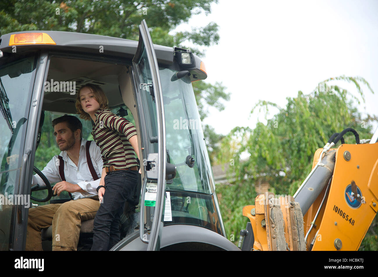 DEMOLITION, from left: Jake Gyllenhaal, Judah Lewis, 2015. ph: Anne ...