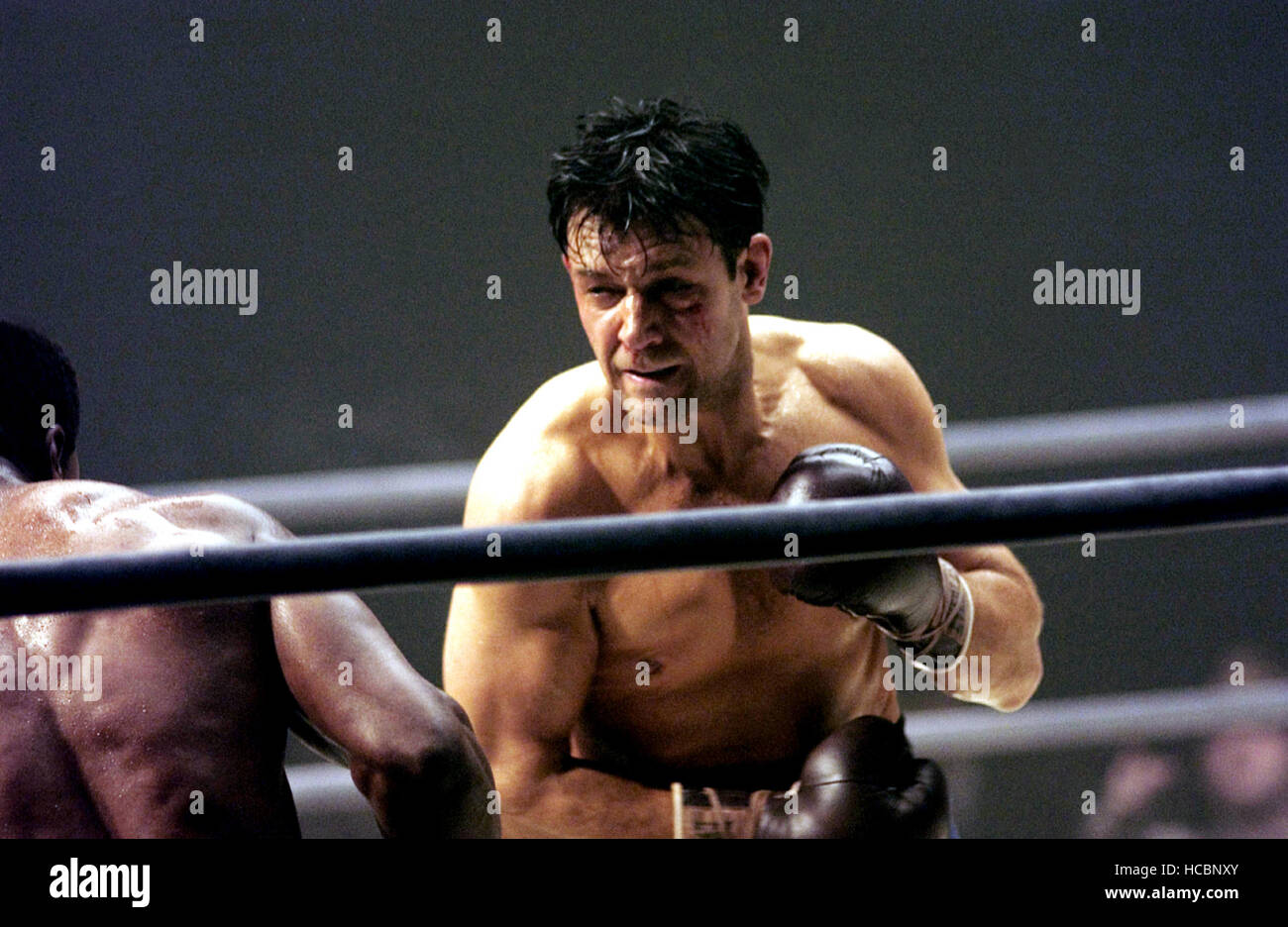 CINDERELLA MAN, Russell Crowe, 2005, (c) Universal/courtesy Everett ...