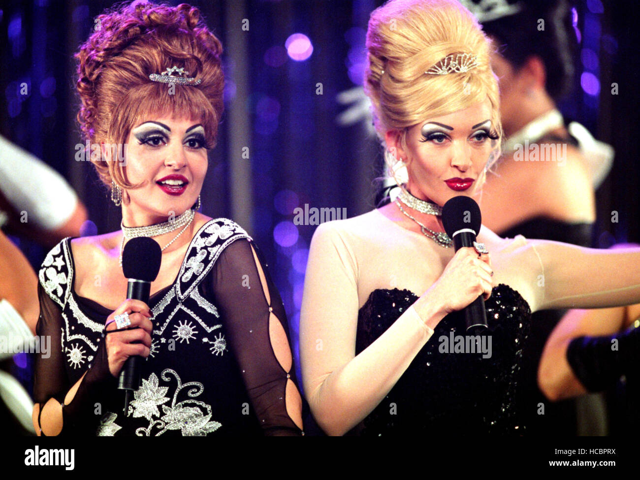 CONNIE AND CARLA, Nia Vardalos, Toni Collette, 2004, (c) Universal ...