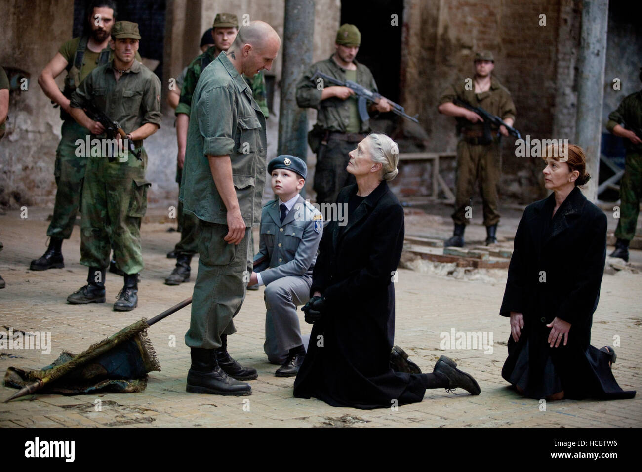 CORIOLANUS, from left: Ralph Fiennes, Harry Fenn, Vanessa Redgrave ...