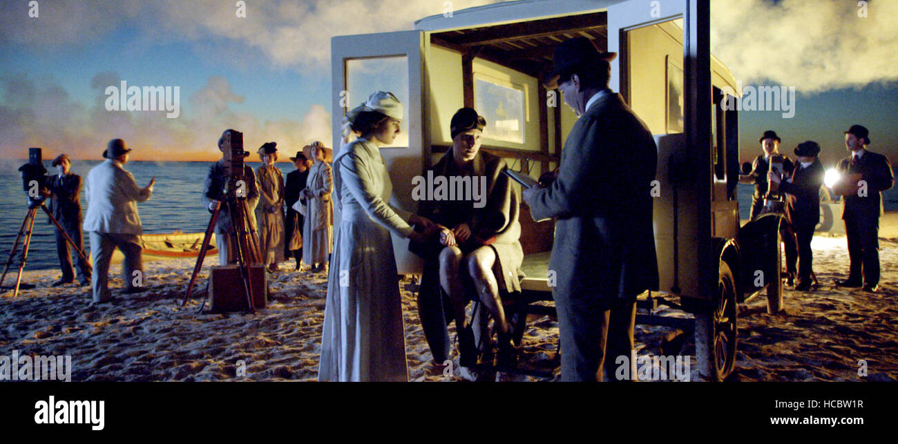 THE CURIOUS CASE OF BENJAMIN BUTTON, Tilda Swinton (sitting, right ...