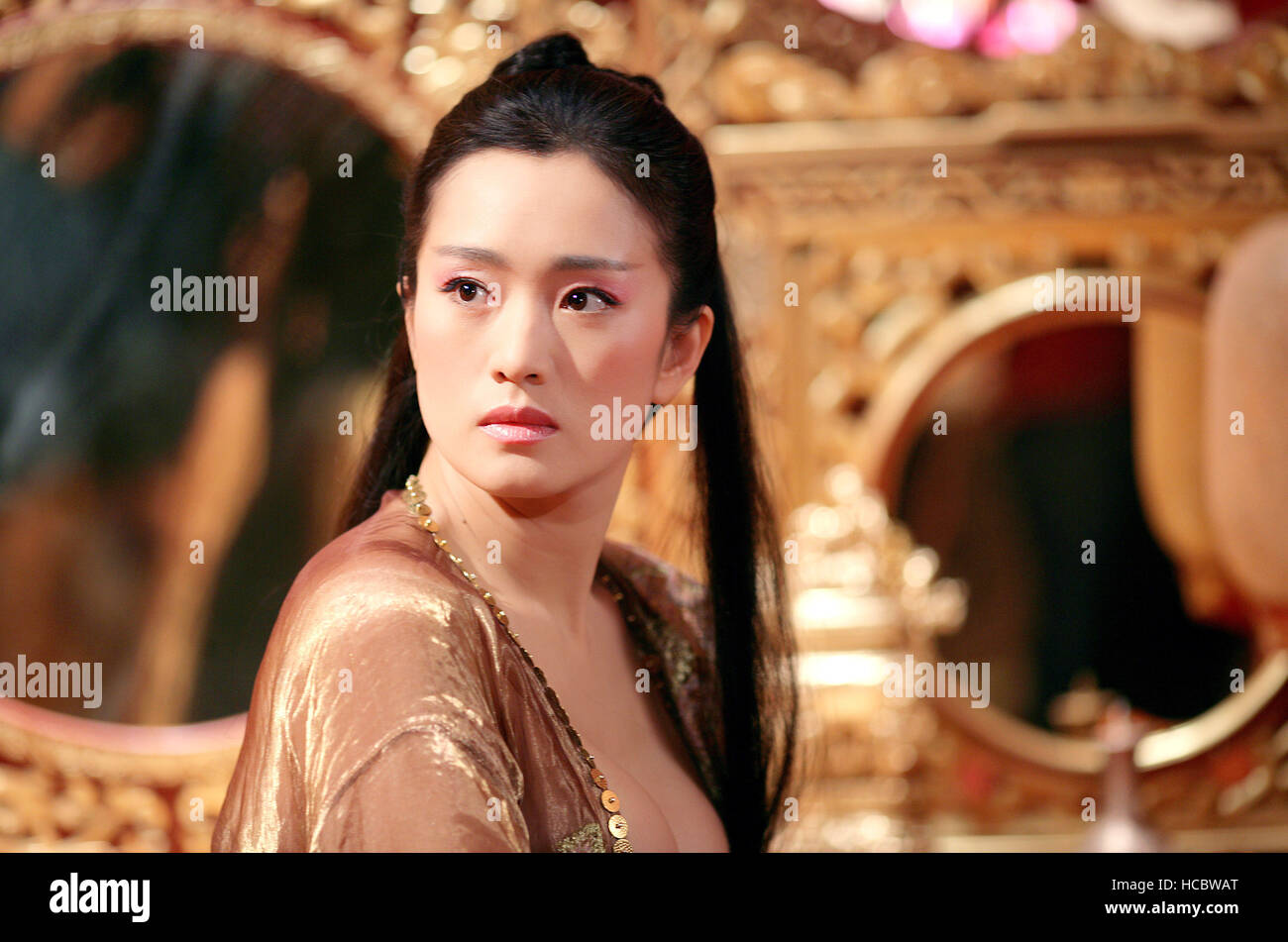 CURSE OF THE GOLDEN FLOWER, (aka MAN CHENG JIN DAI HUANG JIN JIA), Gong ...