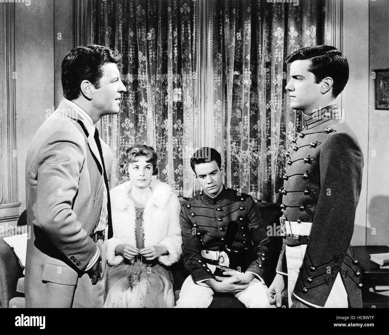 THE DARK AT THE TOP OF THE STAIRS, from left: Robert Preston, Penny ...