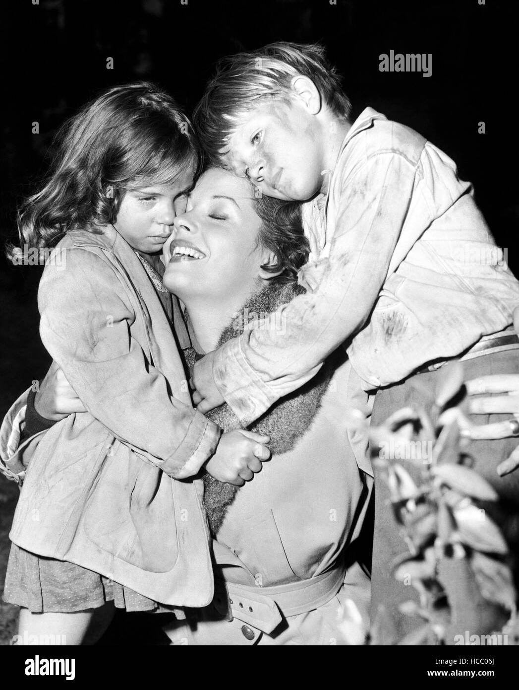 DESPERATE SEARCH, from left: Linda Lowell, Jane Greer, Lee Aaker, 1952 ...