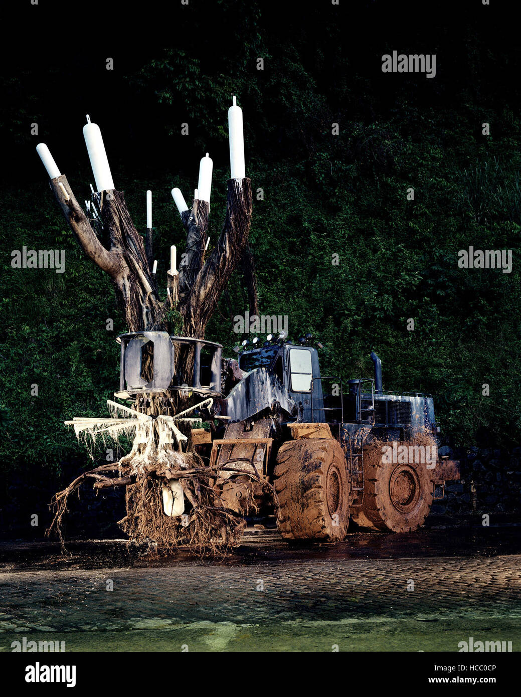 DESTRICTED, segment directed by Matthew Barney: HOIST, 2006. ©IFC Films ...