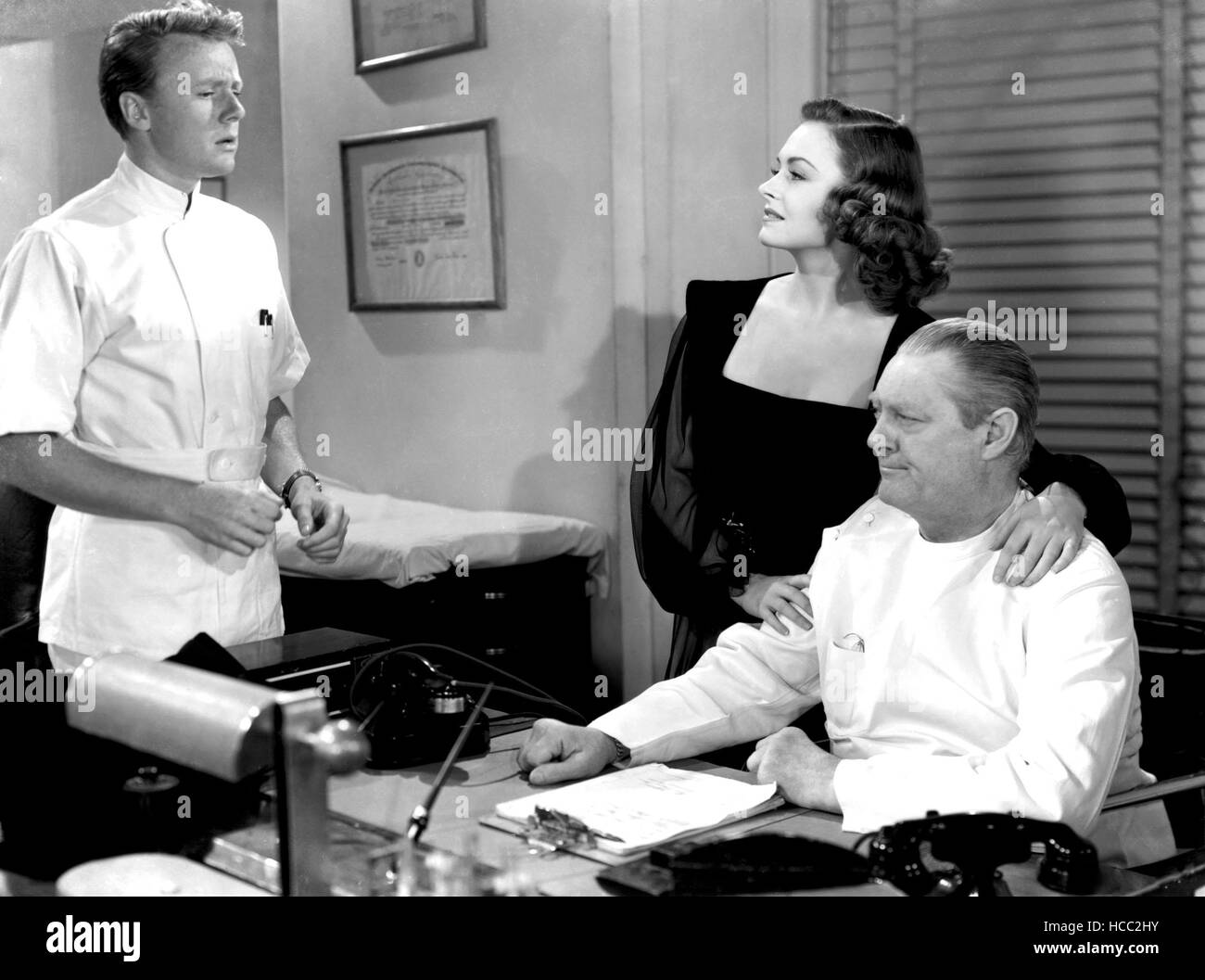 DR. GILLESPIE'S CRIMINAL CASE, Van Johnson, Donna Reed, Lionel ...