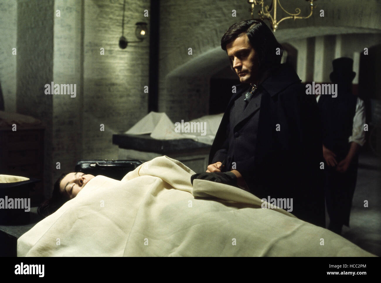 DR. JEKYLL & SISTER HYDE, (aka DR. JEKYLL AND SISTER HYDE), Ralph Bates ...