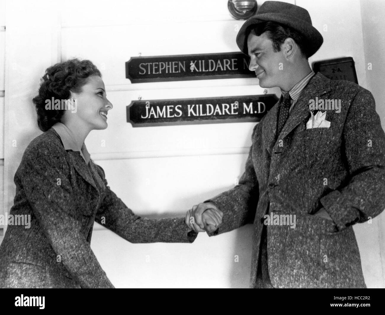 DR. KILDARE GOES HOME, Laraine Day, Lew Ayres, 1940 Stock Photo - Alamy