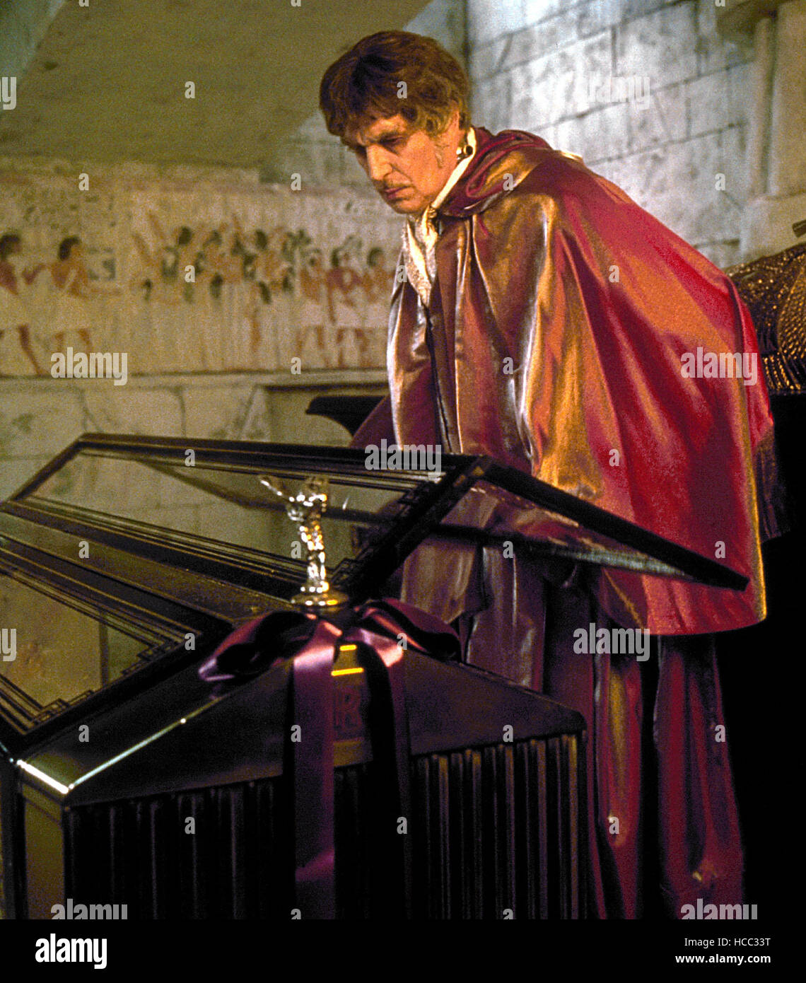 DR. PHIBES RISES AGAIN, Vincent Price, 1972 Stock Photo - Alamy