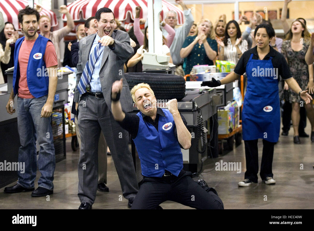 EMPLOYEE OF THE MONTH, Dane Cook, Tim Bagley, Dax Shepard, Efren ...