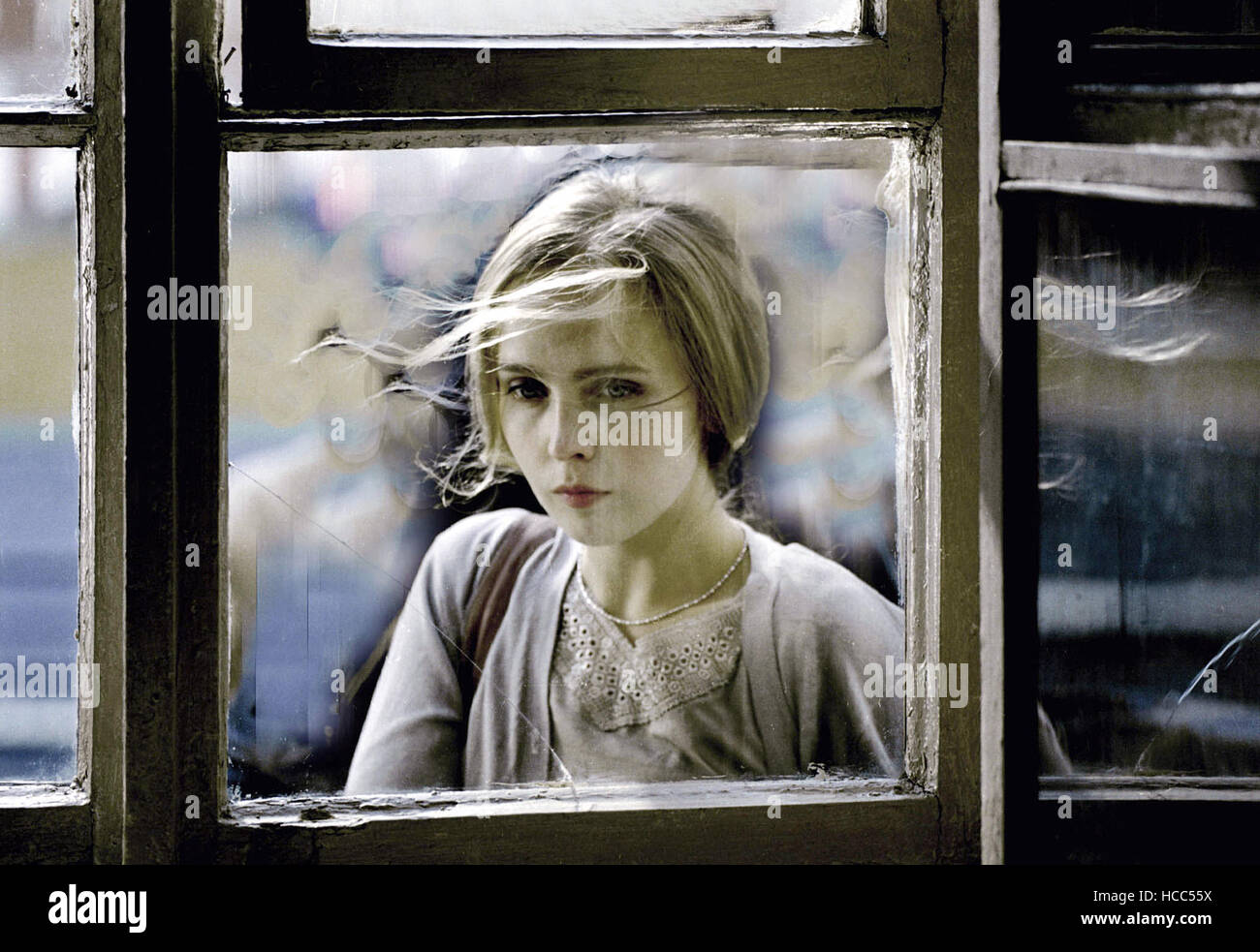 FATHER AND SON, (aka OTETS I SYN), Marina Zasukhina, 2003, (c ...