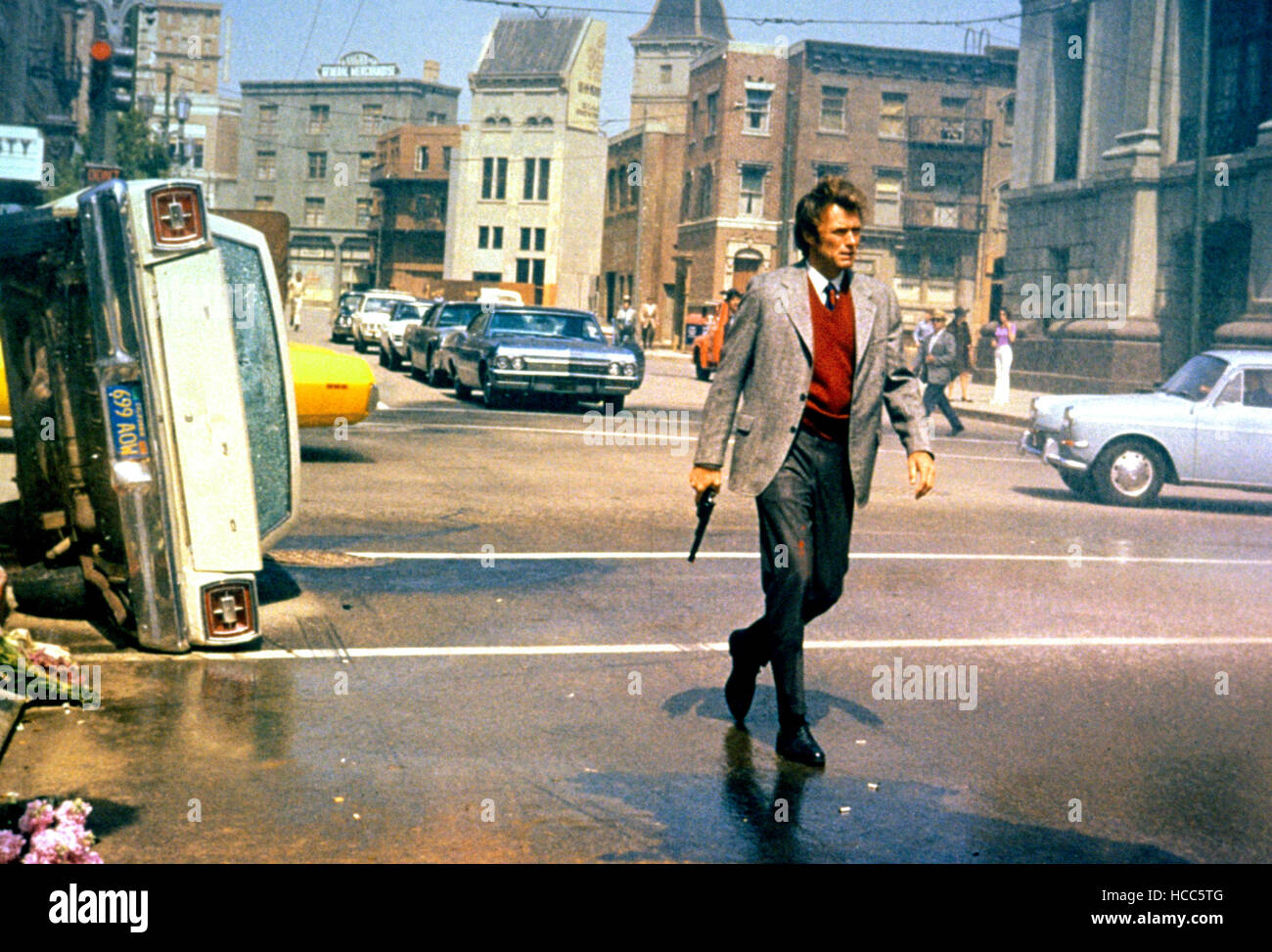 DIRTY HARRY, Clint Eastwood, 1971 Stock Photo - Alamy