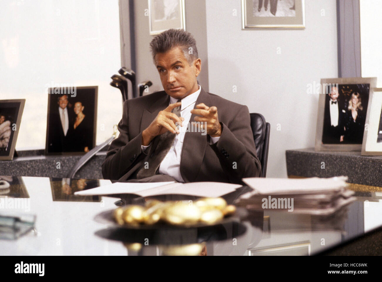 DOC HOLLYWOOD, George Hamilton, 1991, (c) Warner Brothers/courtesy ...