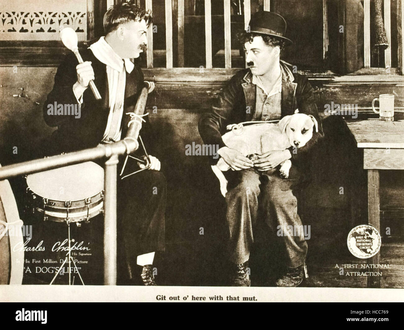 A DOG'S LIFE, right: Charlie Chaplin; dog on lap: 'Mut'; on lobbycard ...