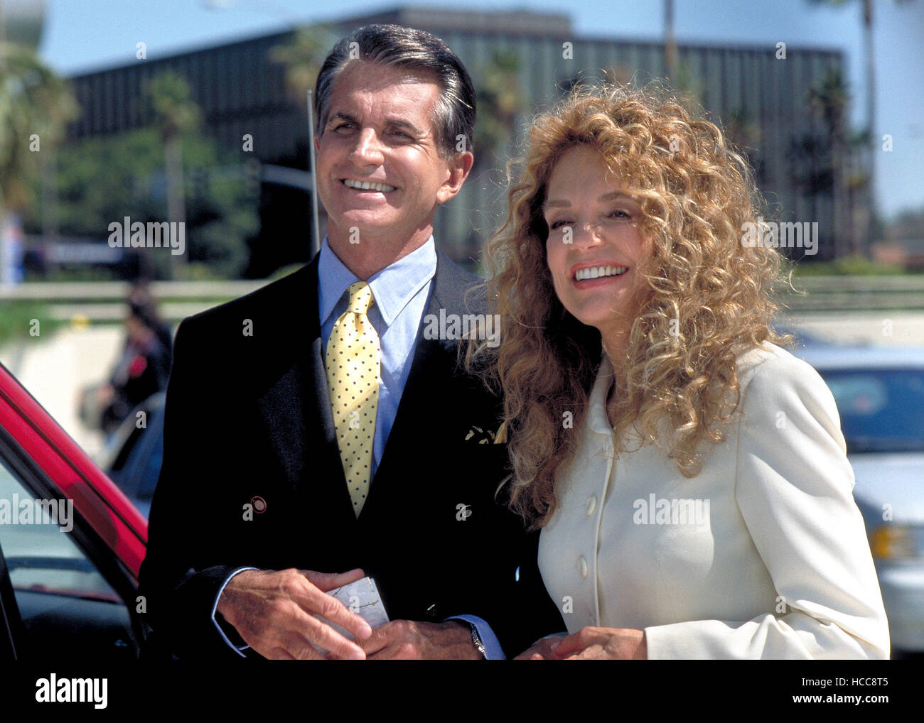 EIGHT HEADS IN A DUFFEL BAG, George Hamilton, Dyan Cannon, 1997, (c ...