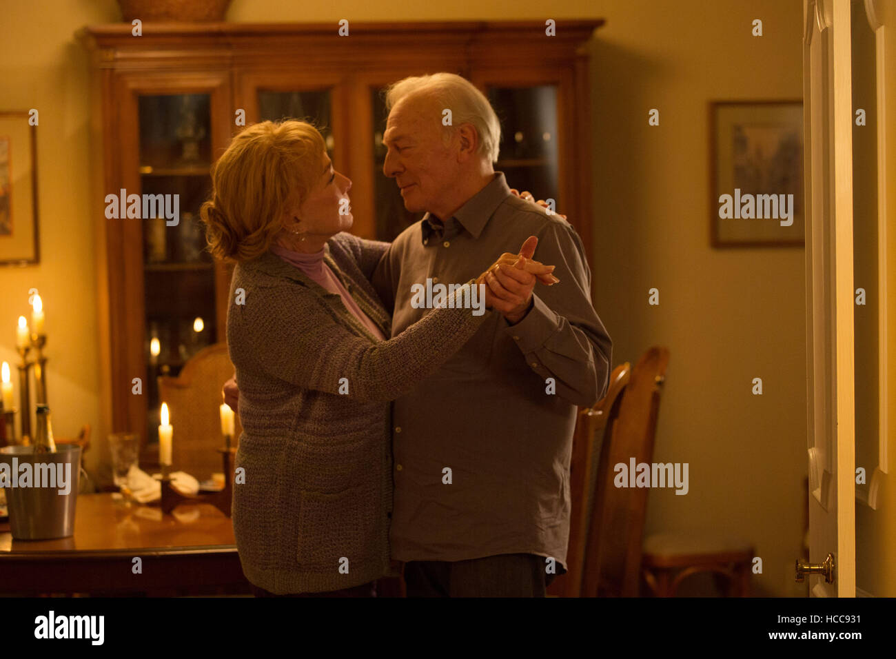ELSA & FRED, (aka ELSA AND FRED), from left: Shirley MacLaine ...