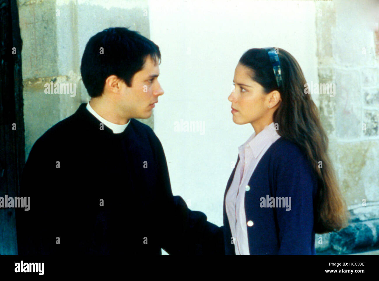 EL CRIMEN DEL PADRE AMARO, Gael Garcia Bernal, Ana Claudia Talancon ...