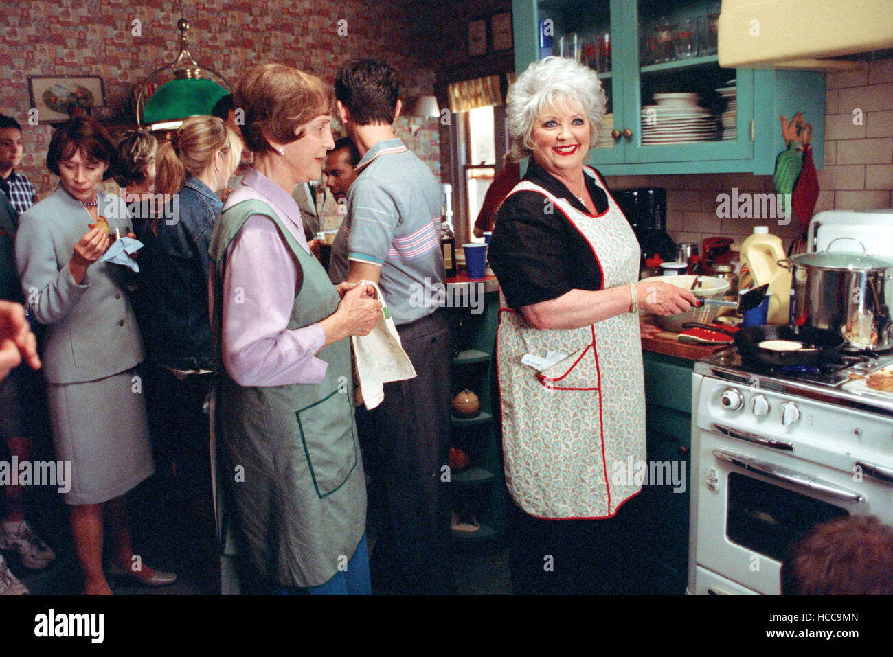 ELIZABETHTOWN, Alice Marie Crowe, Paula Deen, 2005, (c) Paramount ...