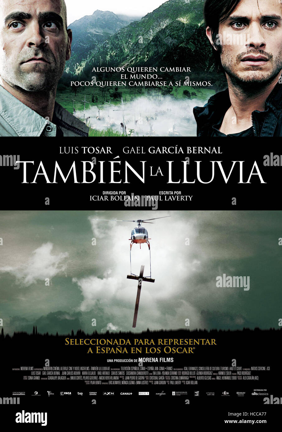 EVEN THE RAIN, (aka TAMBIEN LA LLUVIA), from left: Luis Tosar, Gael ...