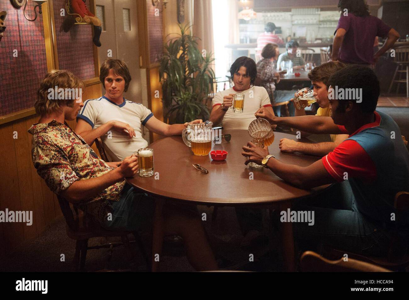 EVERYBODY WANTS SOME!!, from left: Glen Powell, Blake Jenner, Ryan Guzman, Temple Baker, J ...