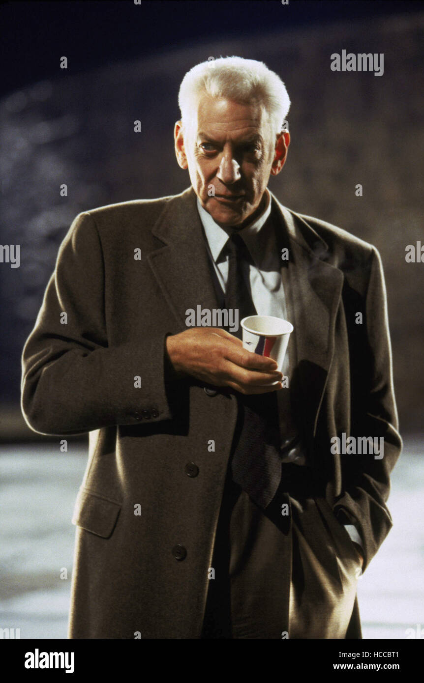 FALLEN, Donald Sutherland, 1998, (c) Warner Brothers/courtesy Everett ...
