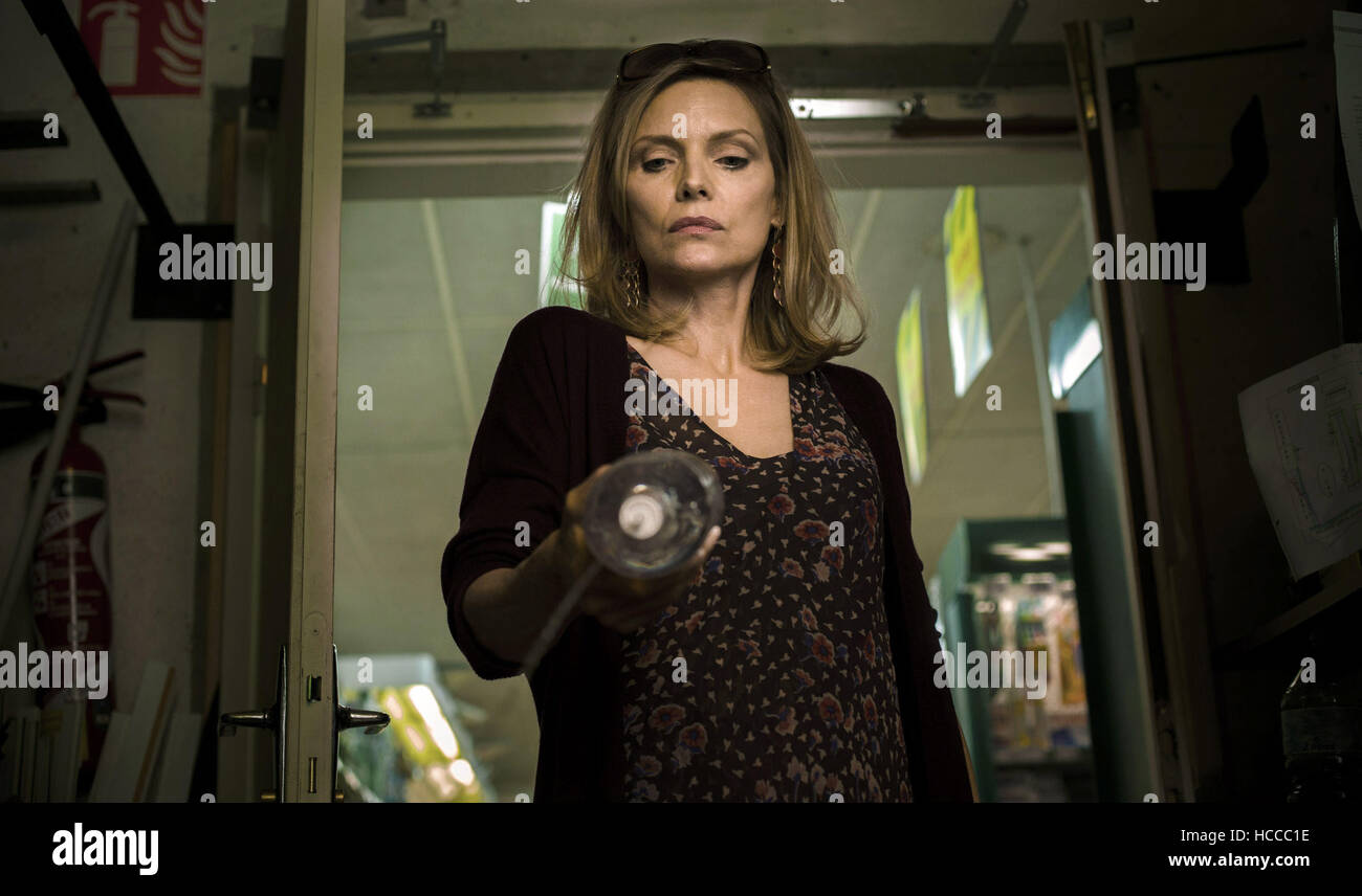 THE FAMILY, Michelle Pfeiffer, 2013, ph: Jessica Forde/©Relativity ...