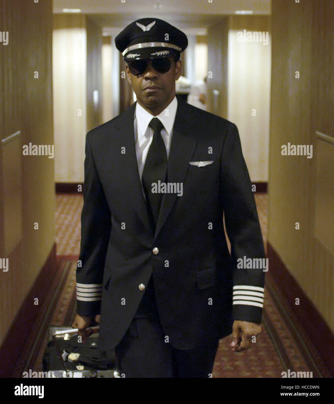 FLIGHT, Denzel Washington, 2012. ©Paramount Pictures/Courtesy Everett ...