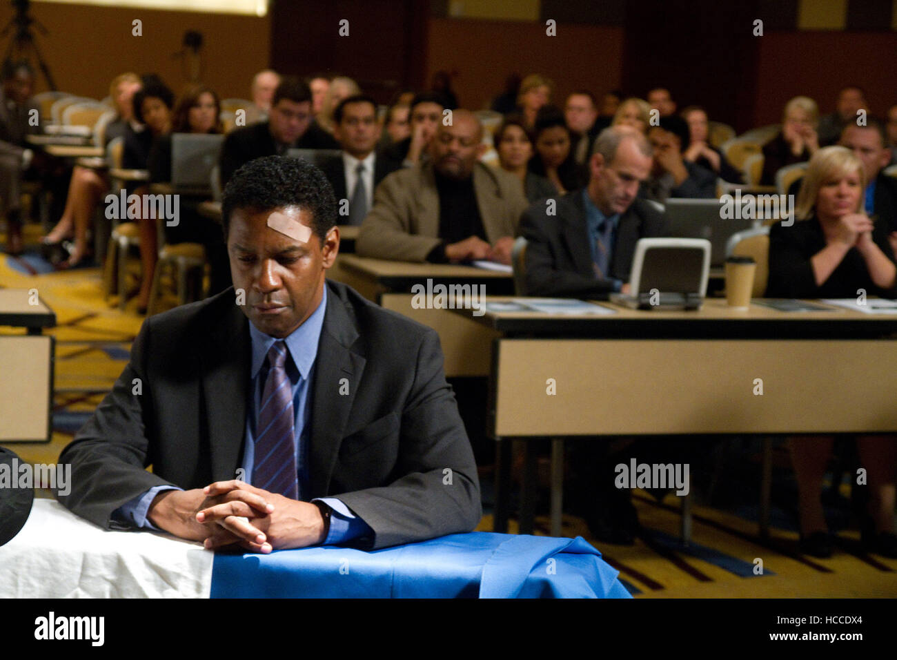 FLIGHT, Denzel Washington, 2012. ph: Robert Zuckerman/©Paramount ...