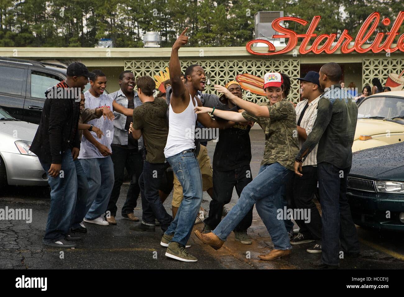 FOOTLOOSE, front, from left: Ser'Darius Blain, Miles Teller, 2011. ph ...