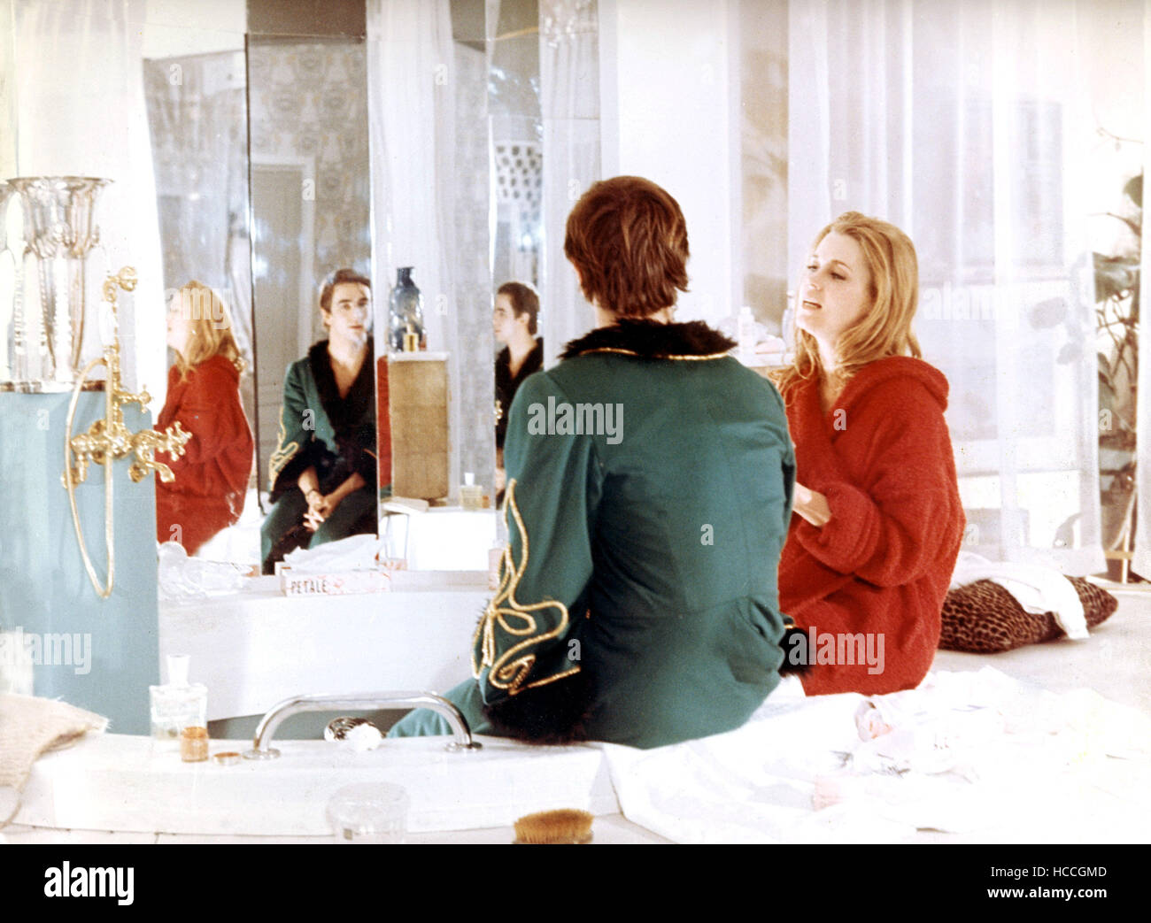 THE GAME IS OVER (LA CUREE), Peter McEnery, Jane Fonda, 1955 Stock ...