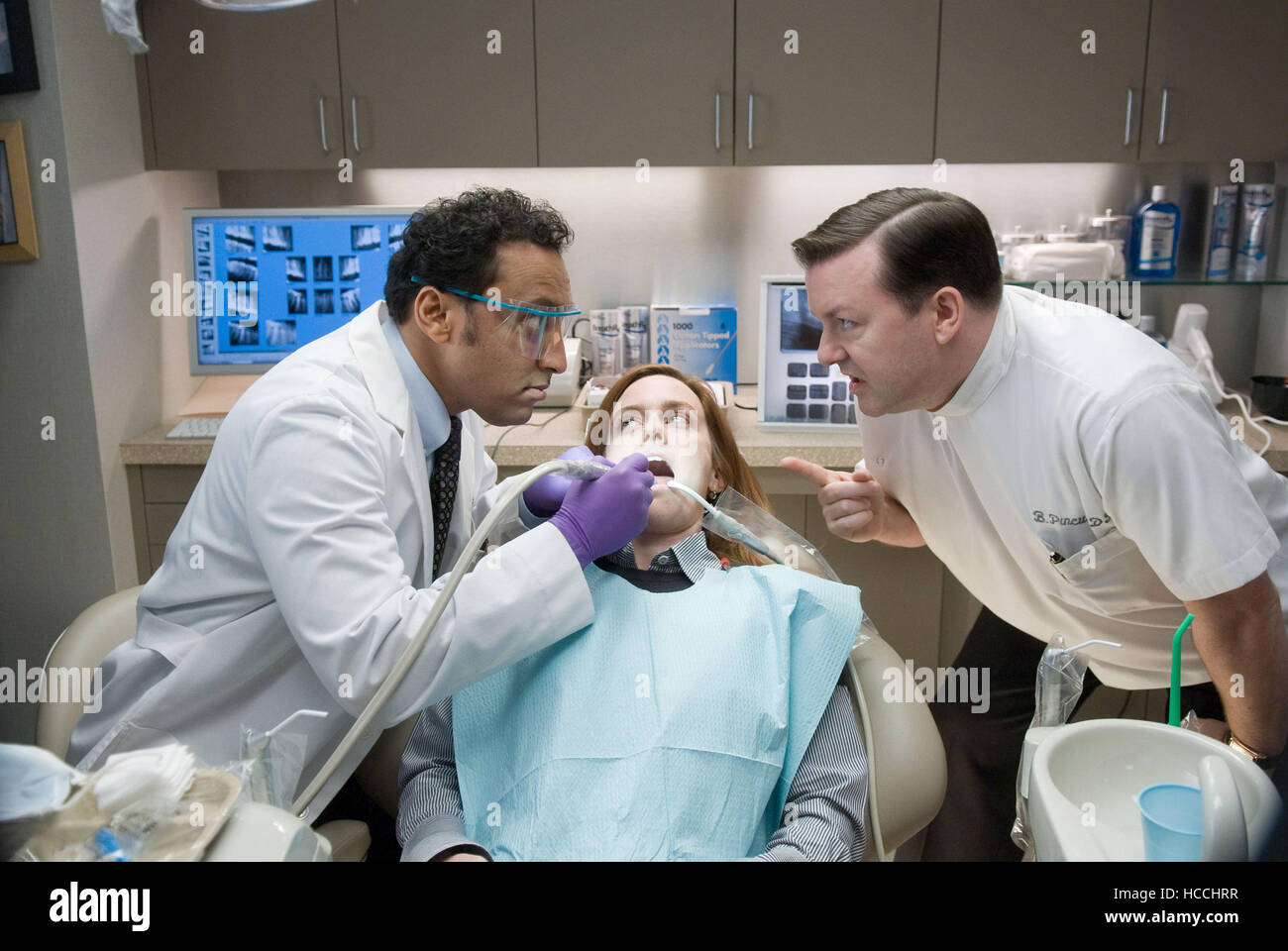 GHOST TOWN, from left: Aasif Mandvi, Kristen Wiig, Ricky Gervais, 2008 ...