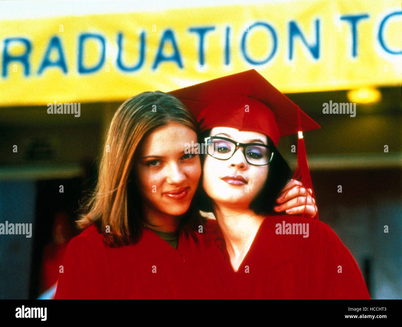 GHOST WORLD, Scarlett Johansson, Thora Birch, 2001 Stock Photo - Alamy