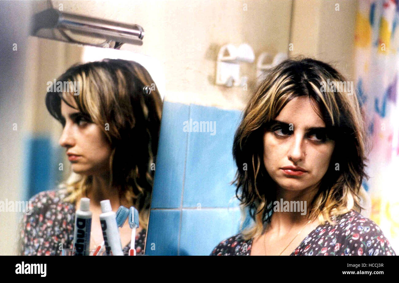 DON'T MOVE, (aka NON TI MUOVERE), Penelope Cruz, 2004 Stock Photo - Alamy