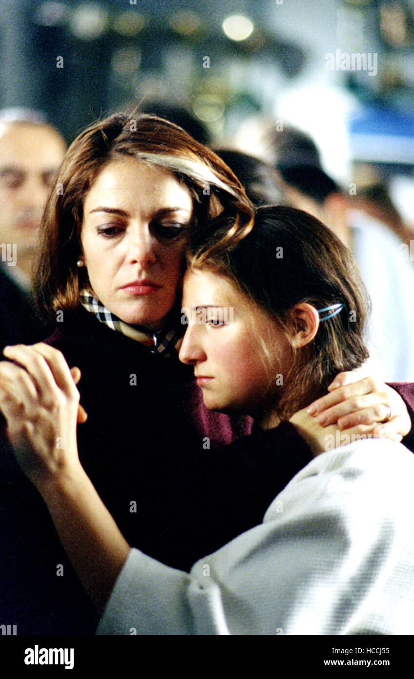 DON'T MOVE, (aka NON TI MUOVERE), Claudia Gerini, Elena Perino, 2004, ©Northern Arts ...