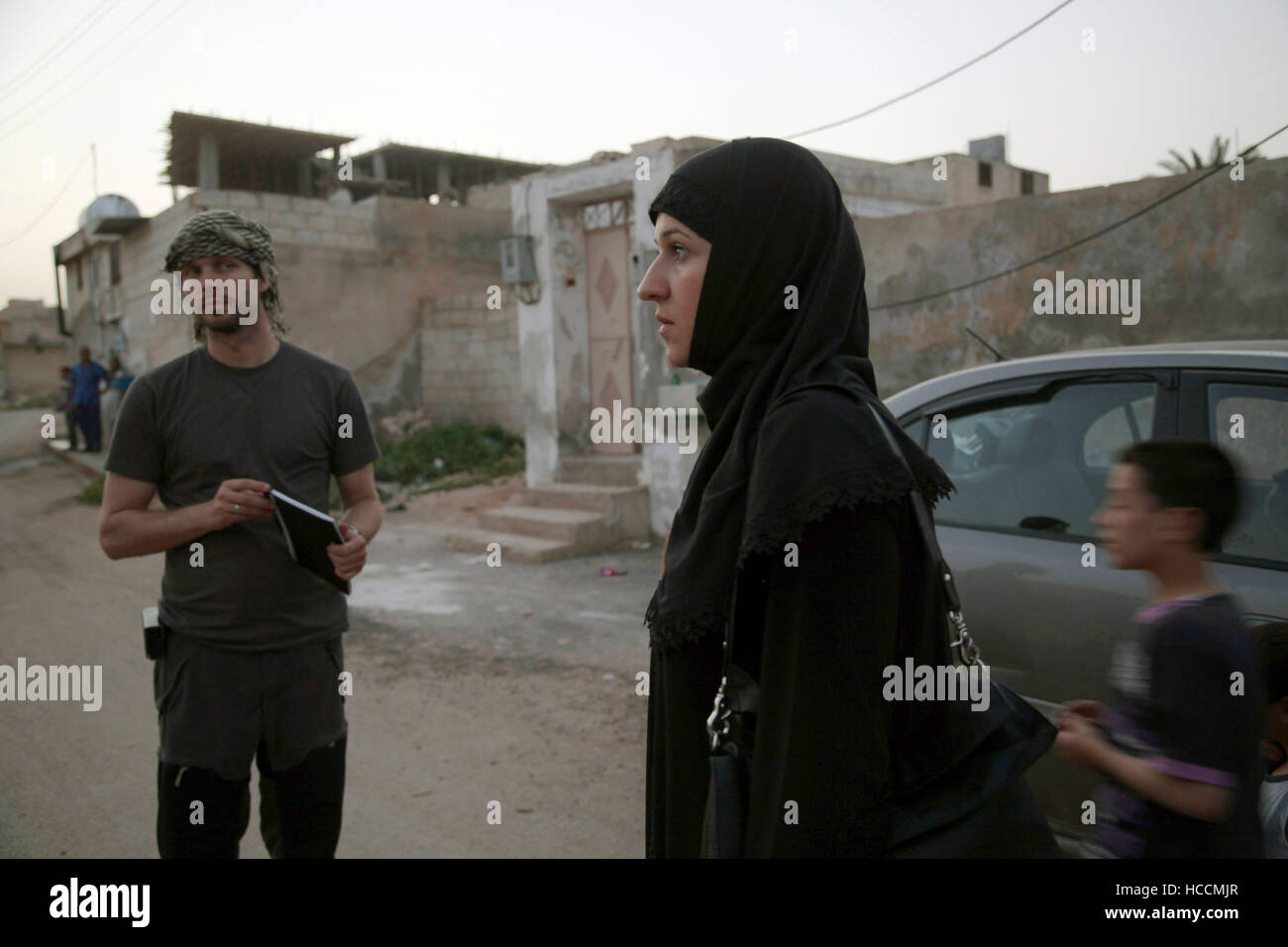 E-TEAM, from left: Ole Solvang, Anna Neistat, 2014. ©Netflix/Courtesy ...