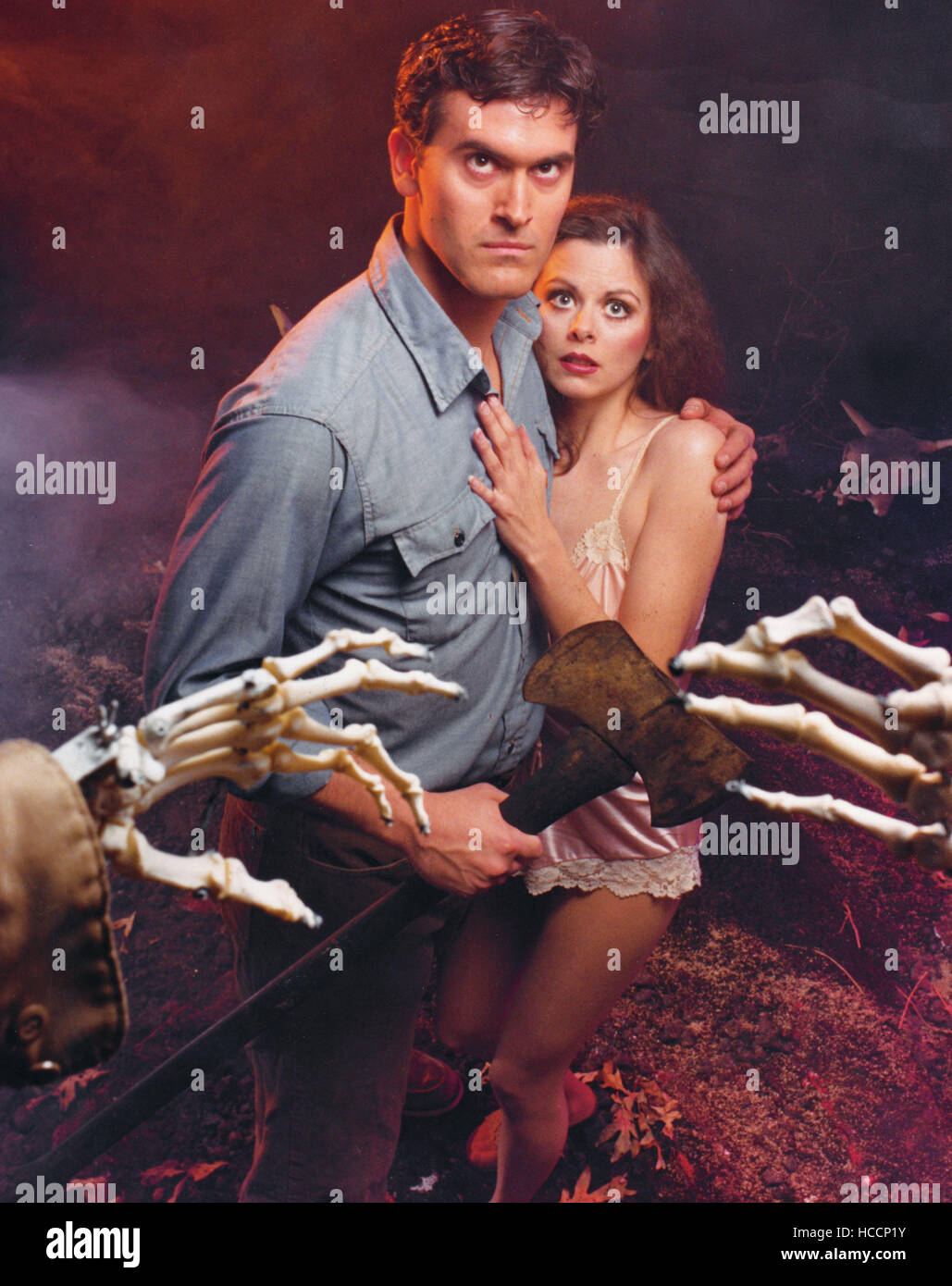 THE EVIL DEAD, from left: Bruce Campbell, Theresa Tilly, 1981. ©New ...