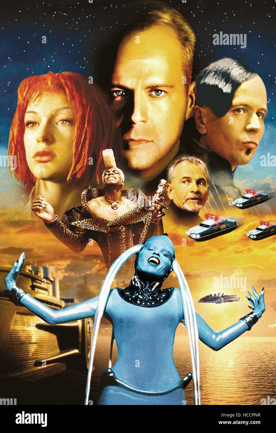 THE FIFTH ELEMENT, Milla Jovovich, Chris Tucker, Bruce Willis, Ian Holm ...
