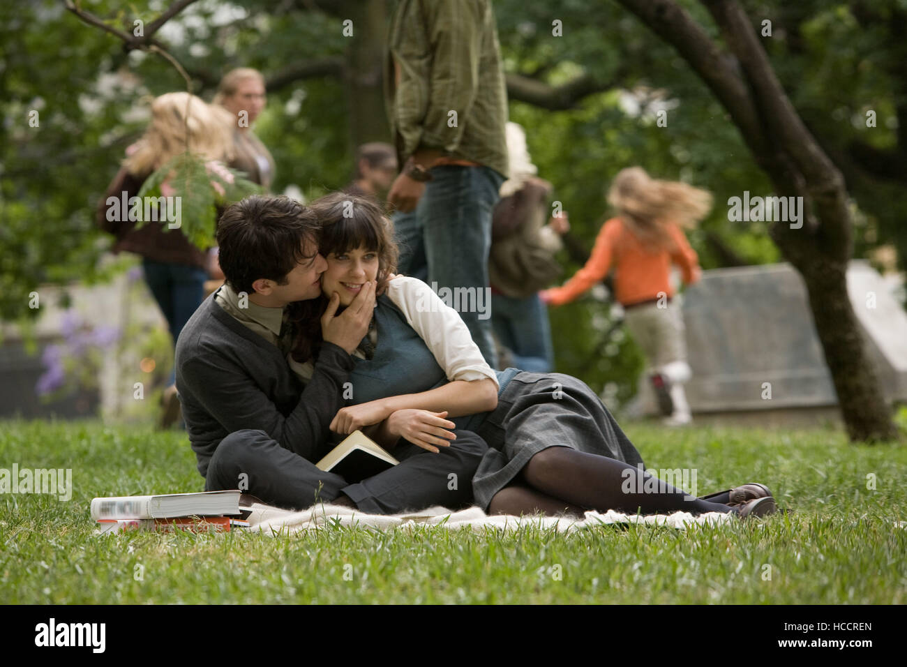 (500) DAYS OF SUMMER, (aka 500 DAYS OF SUMMER), from left: Joseph ...