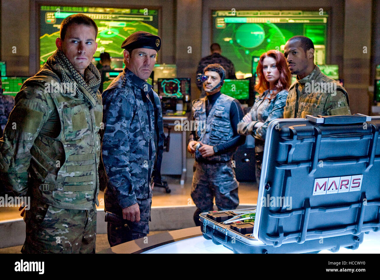 G.I. JOE: THE RISE OF COBRA, from left: Channing Tatum, Dennis Quaid ...