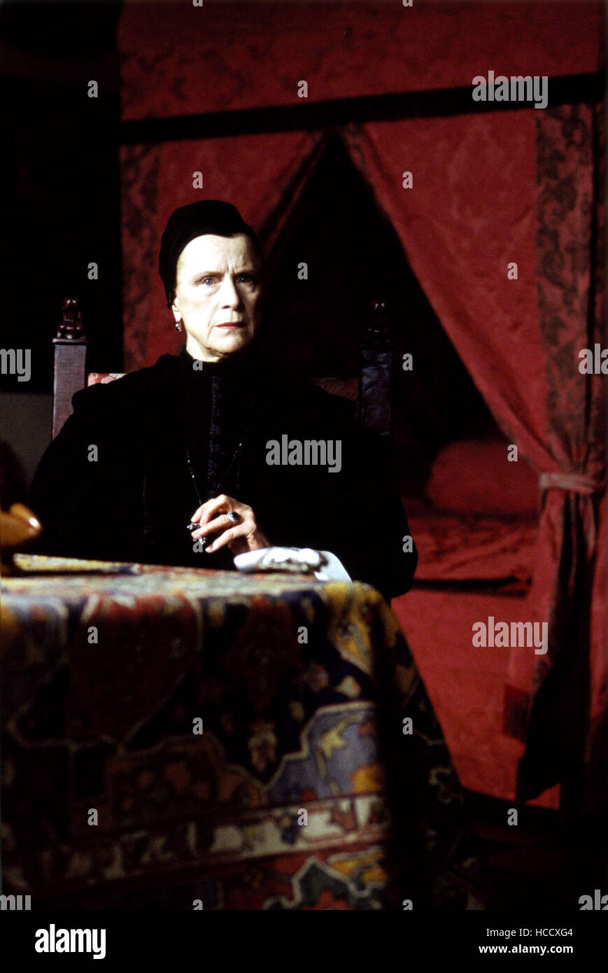 GIRL WITH A PEARL EARRING, Judy Parfitt, 2003, (c) Lions Gate/courtesy ...