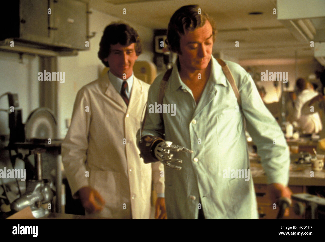 THE HAND, Michael Caine (right), 1981, (c) Orion/courtesy Everett ...