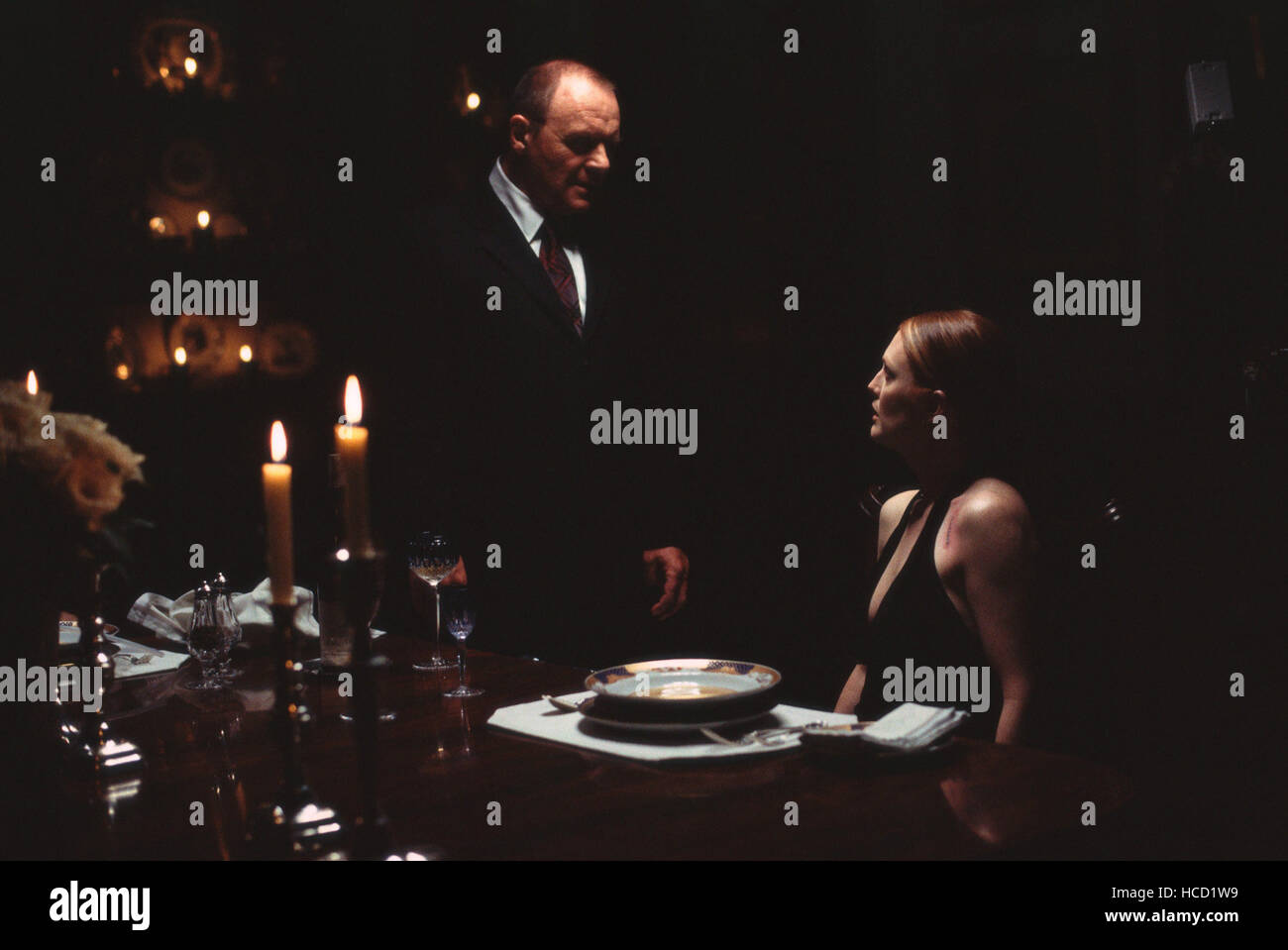 HANNIBAL, Anthony Hopkins, Julianne Moore, 2001 Stock Photo - Alamy