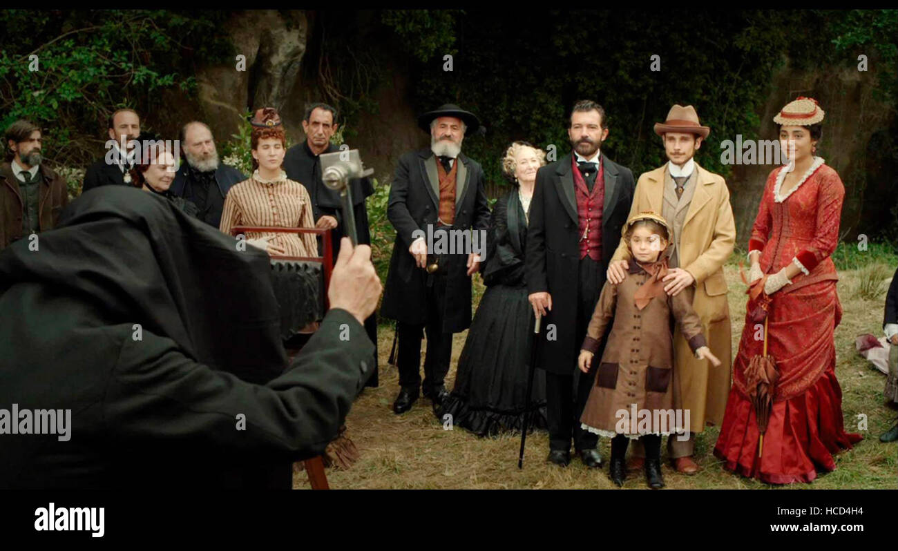 FINDING ALTAMIRA, (aka ALTAMIRA), Antonio Banderas (red vest), Allegra ...