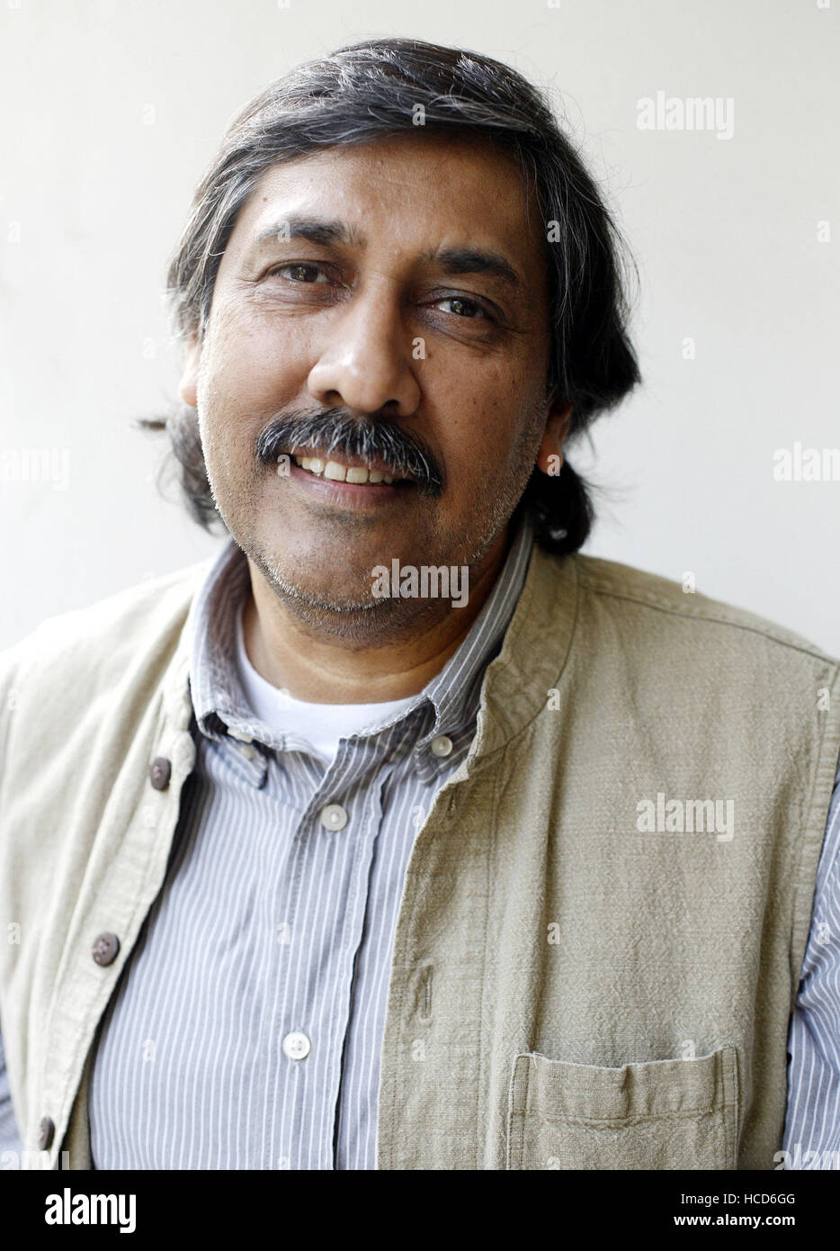 THE FORGOTTEN WOMAN, director Dilip Mehta, 2008. ©Mongrel Media ...